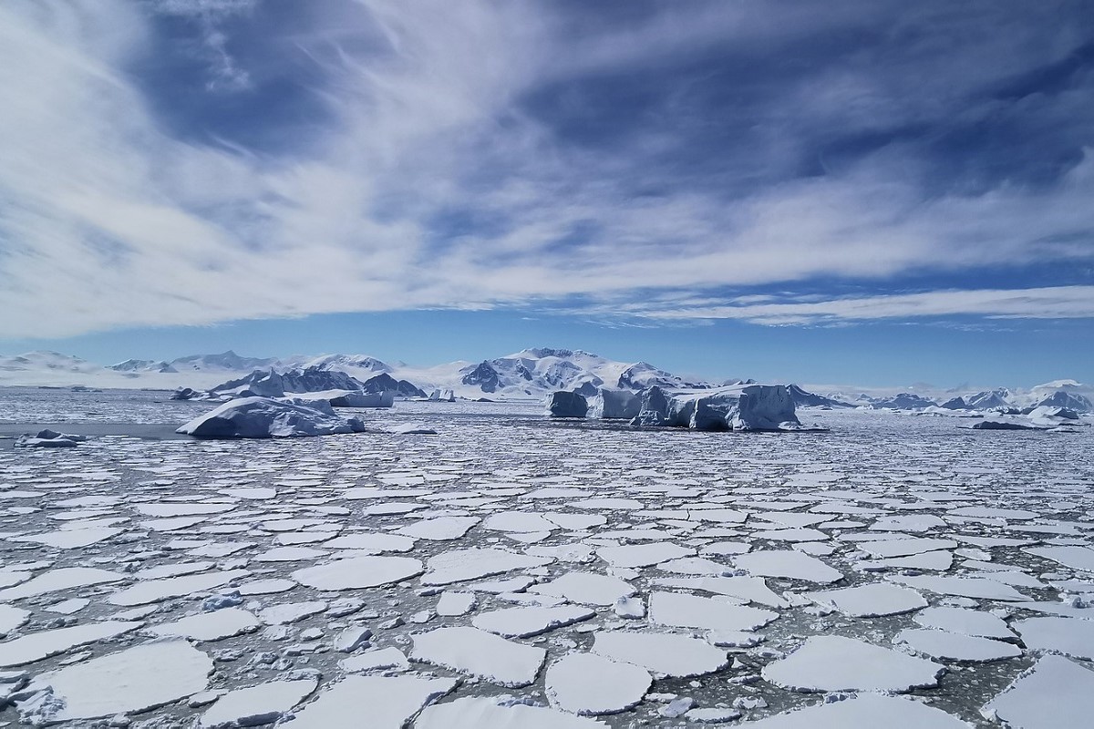 Arctic Maritime Traffic and The Northern Sea Route - Our Man On The ...