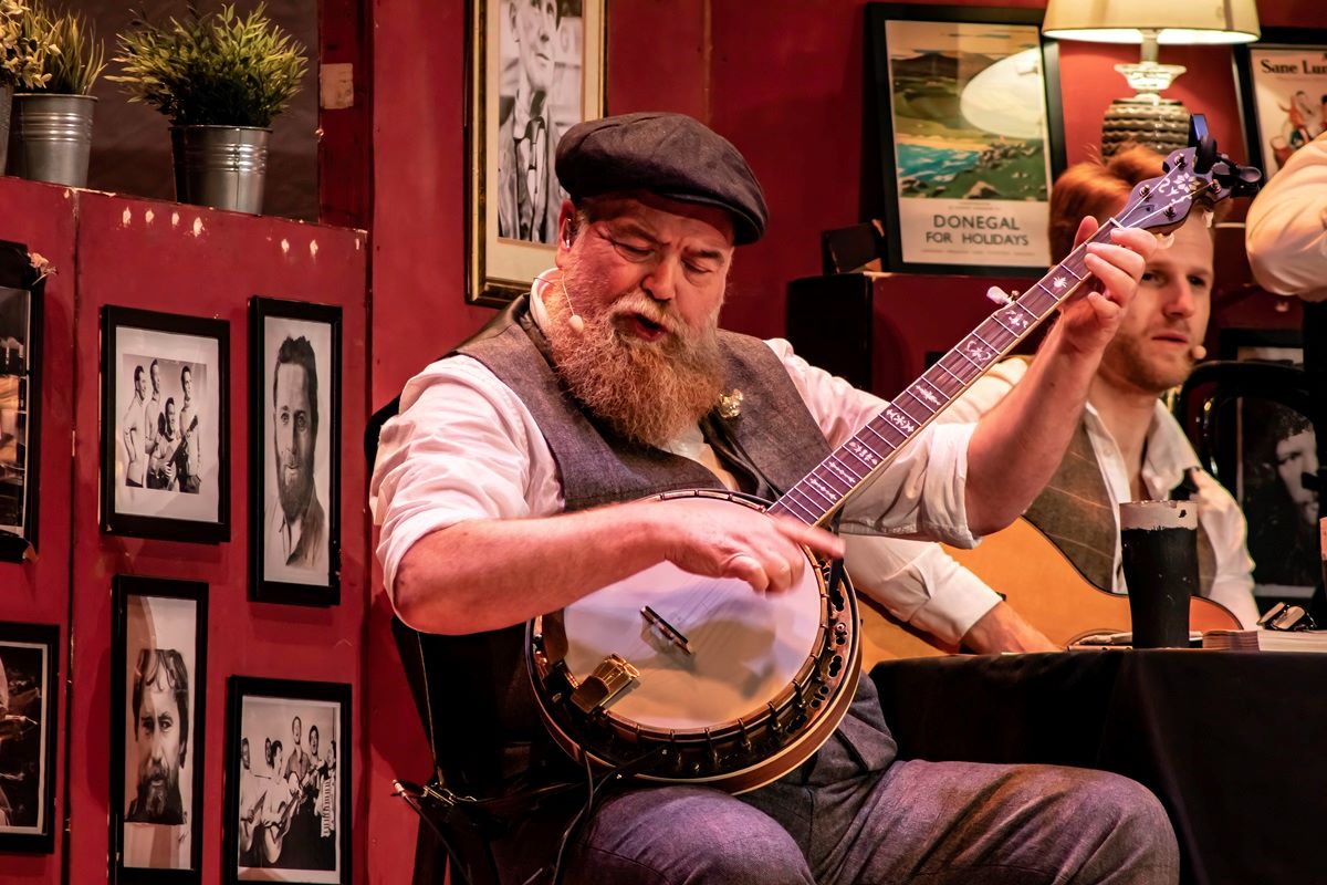 Seven Drunken Nights: The Story of The Dubliners - Our Man On The ...